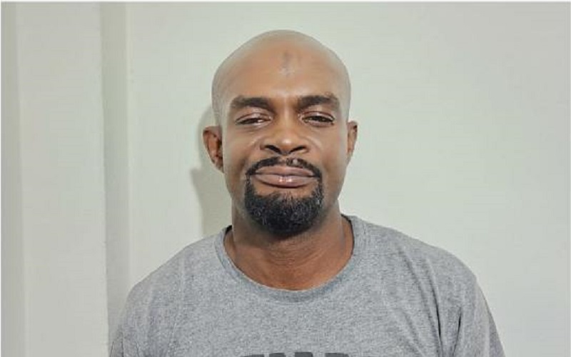 Grenada police search for 44-yro Vincentian who escaped prison