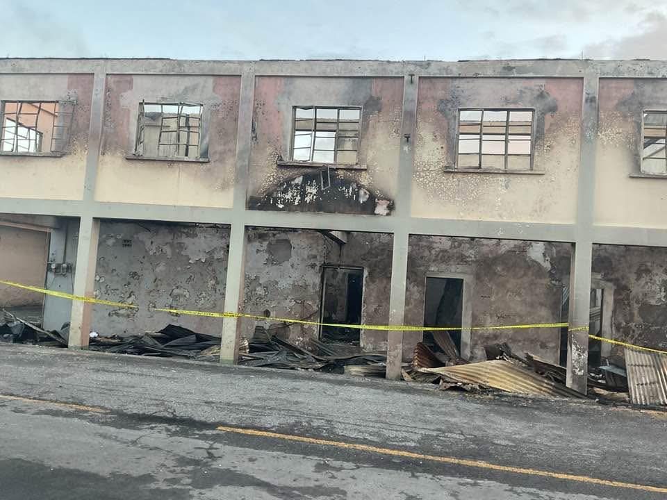 Calliaqua police moves to town hall after fire guts station